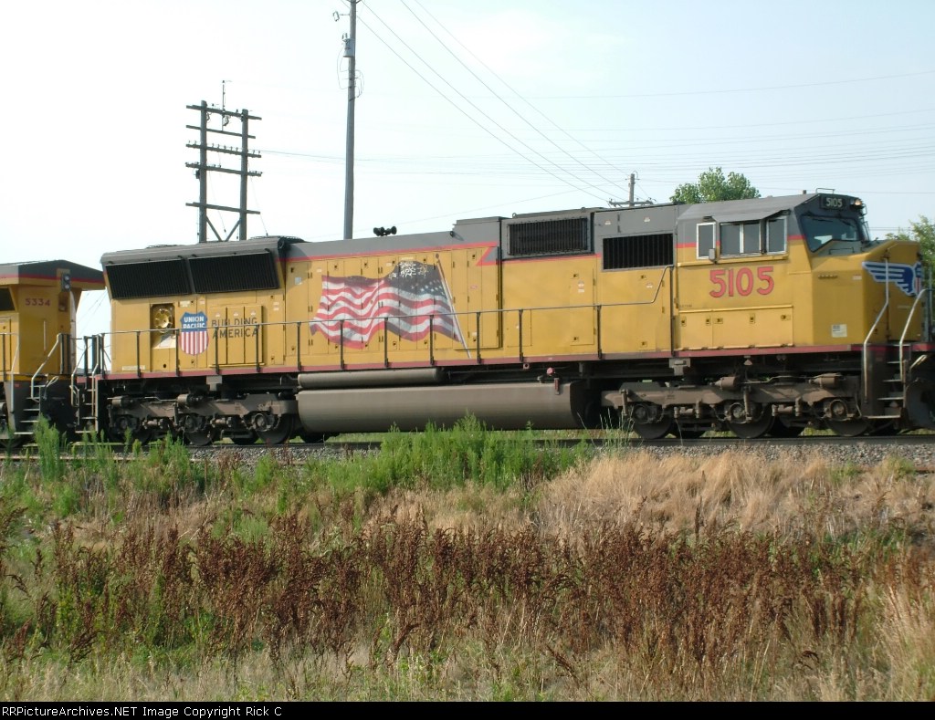 UP 5105 is the lead unit of an EB Unit Grain Train